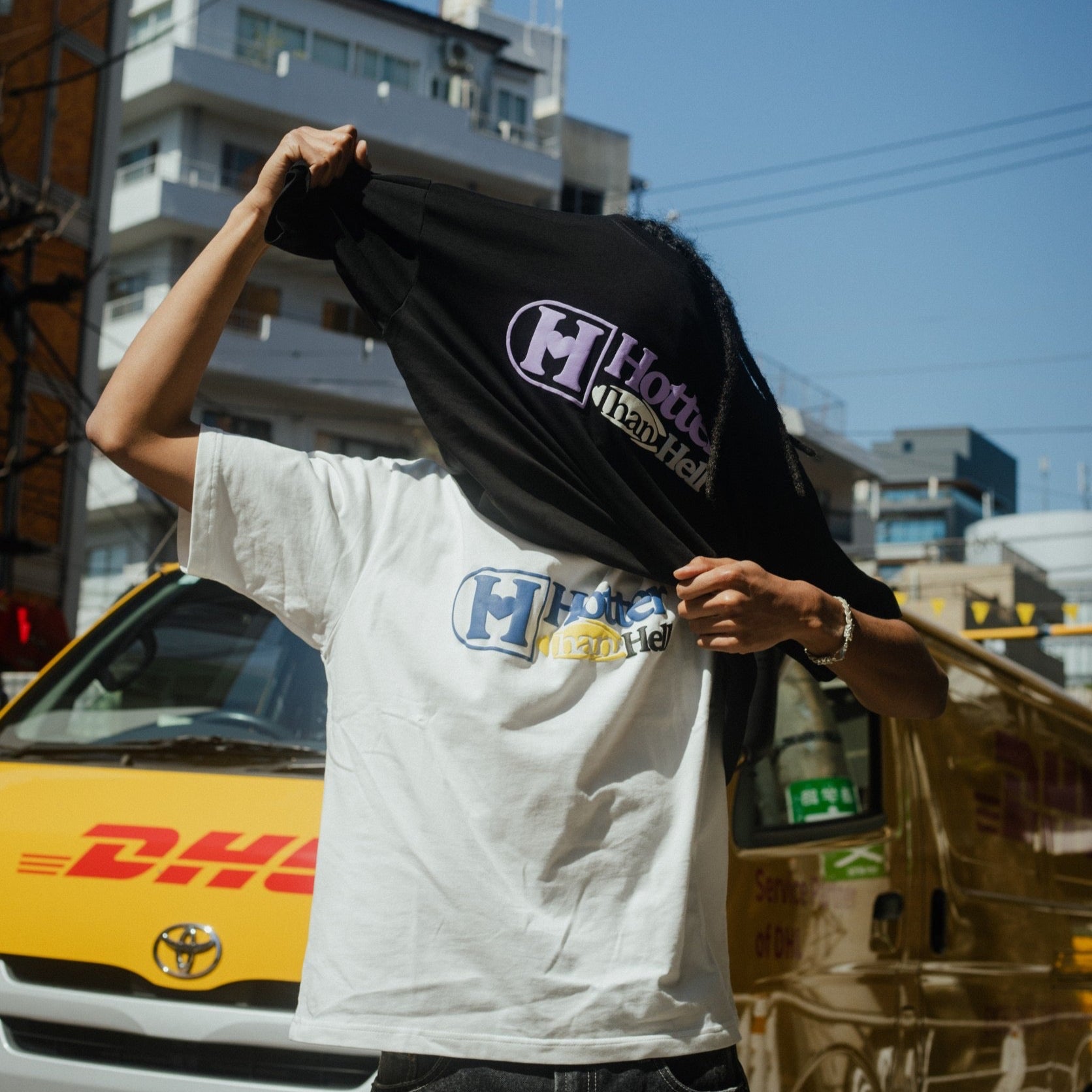 Random logo tee – YZ