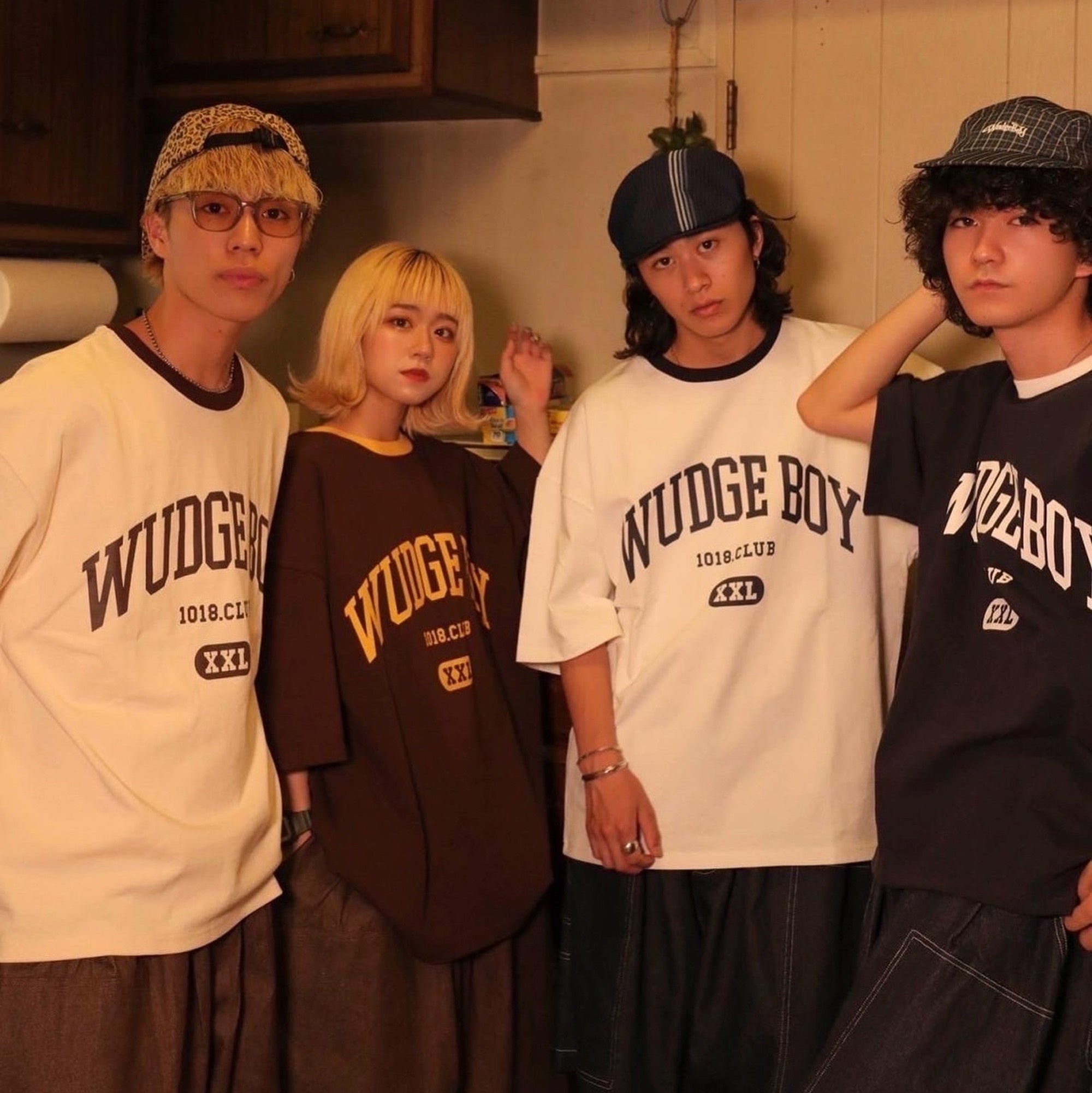 WUDGE BOY college logo linger T-shirt [AZR-wb-0001-024] – YZ