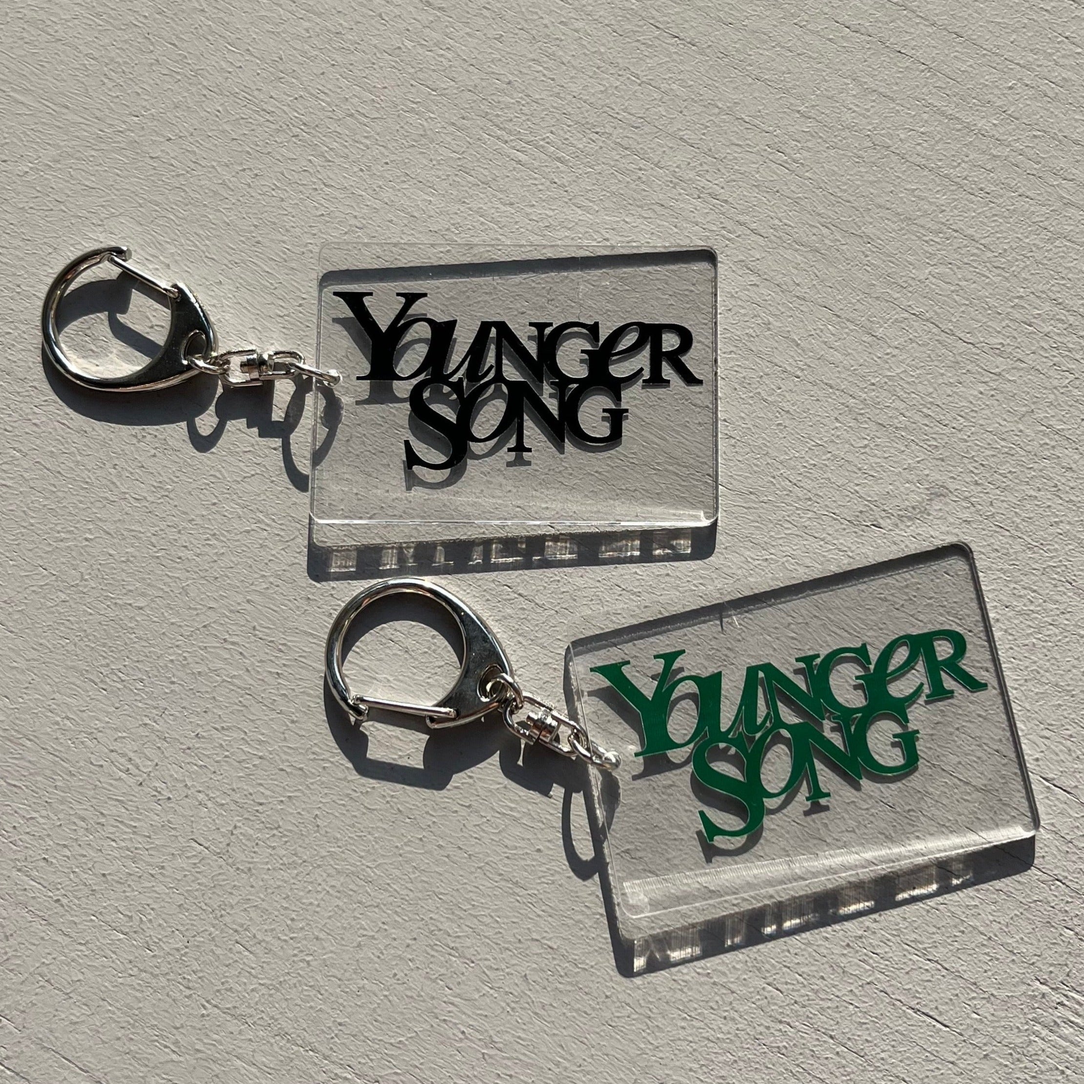 universal logo clear key ring – YZ