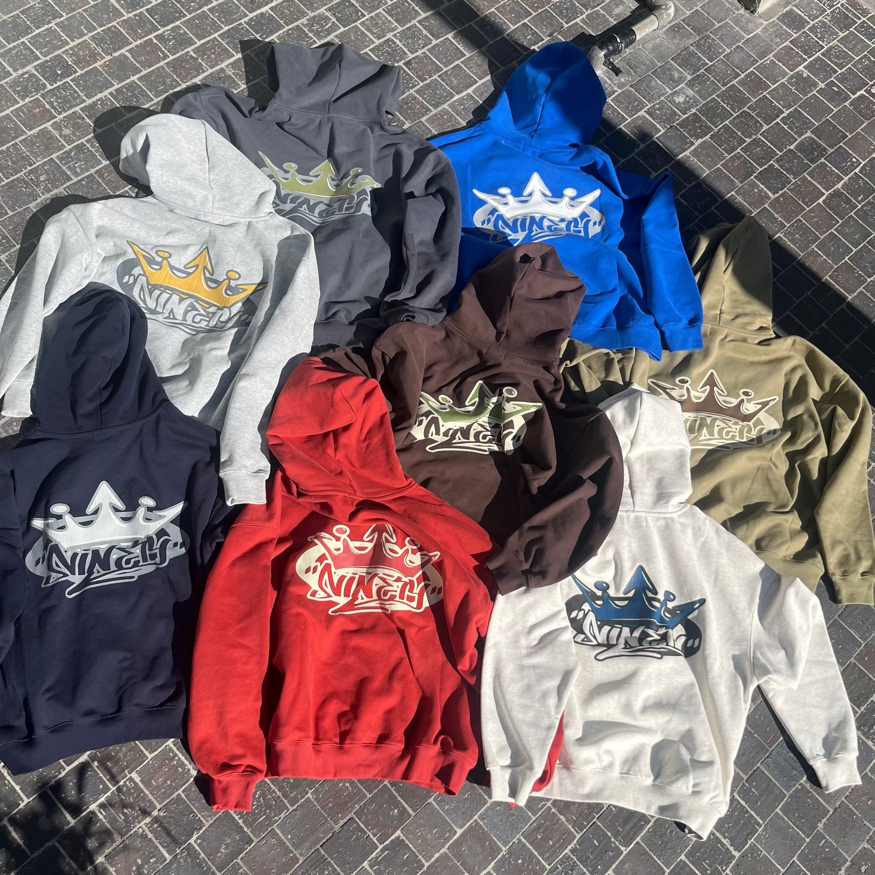 King Logo Hoodie – YZ