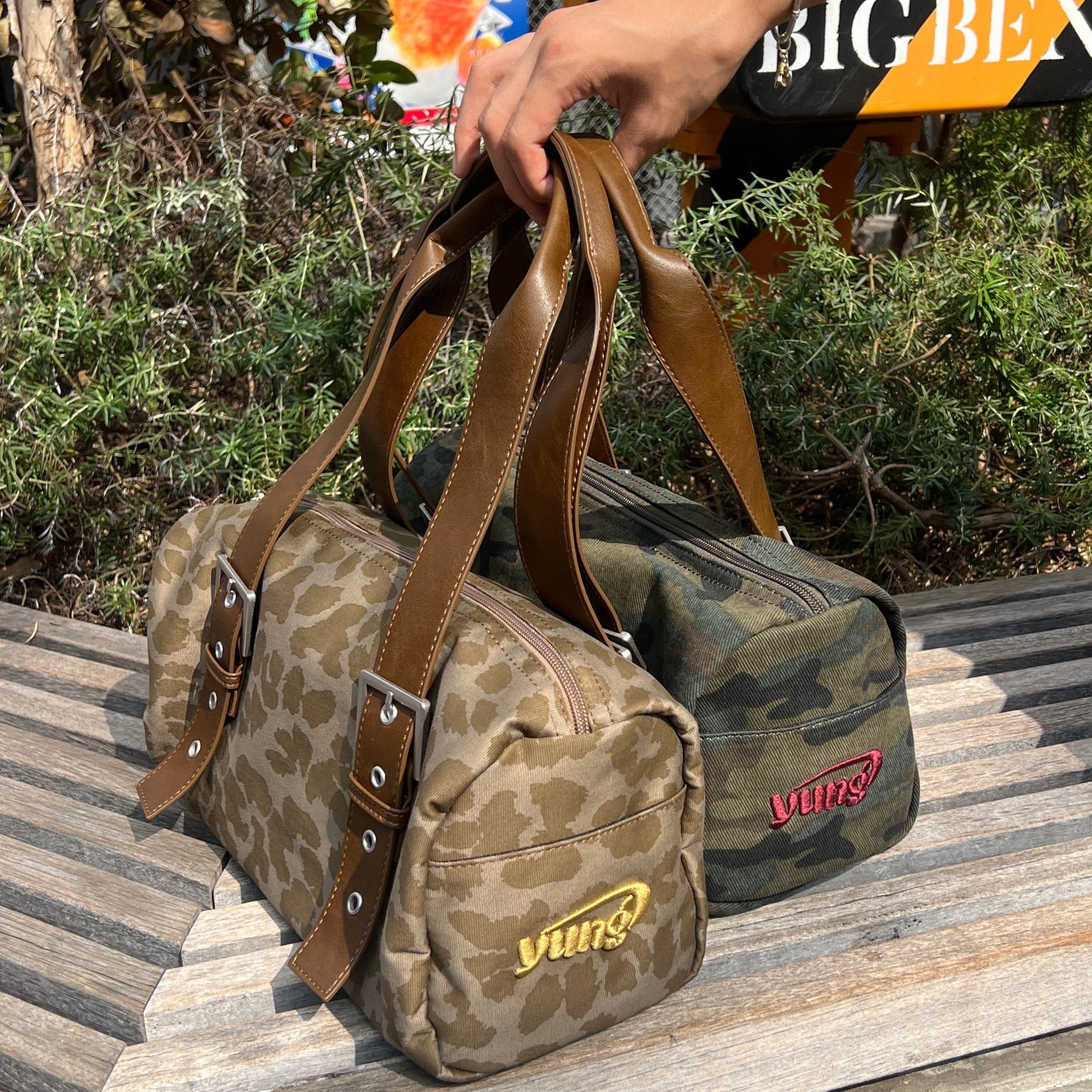 yung logo mini Boston bag – YZ